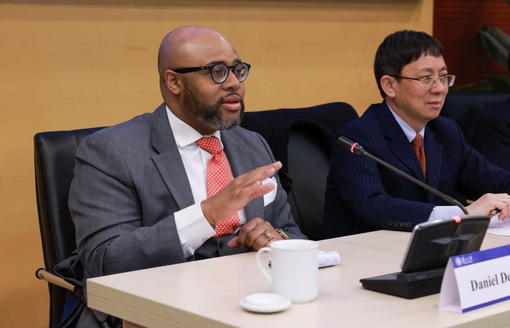 复旦大学美国研究中心成功举办“首届复旦-哈佛中美青年领袖对话”