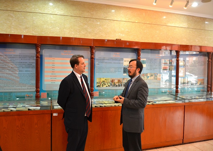 American Consul General in Shanghai Mr. Sean B. Stein Visited Fudan ...